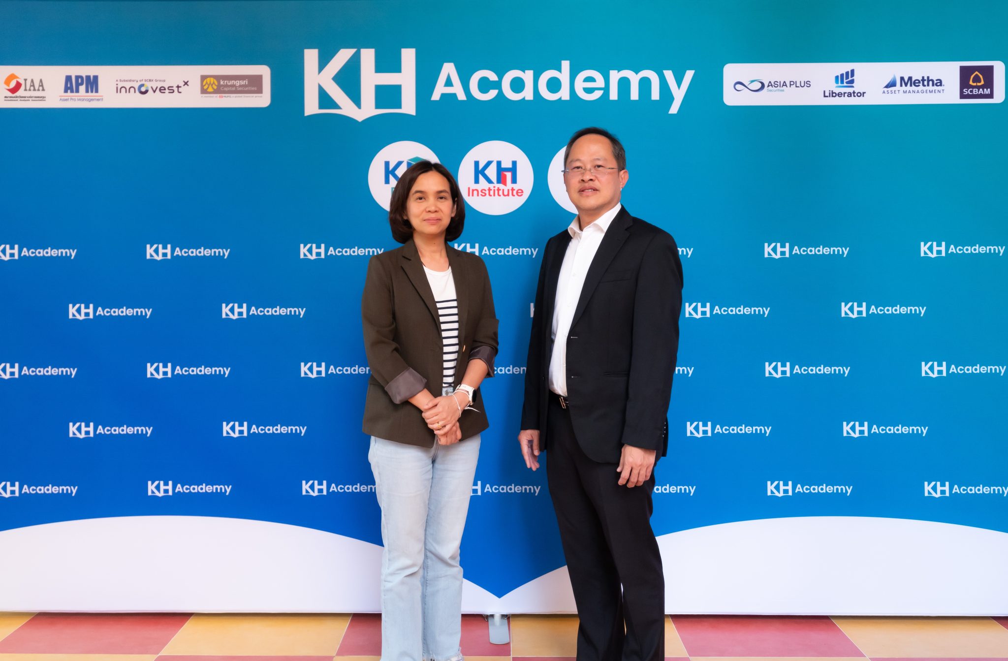 “KH Academy” Joins with 3 Partners to Launch “Finance-Investment” Course - KAOHOON INTERNATIONAL