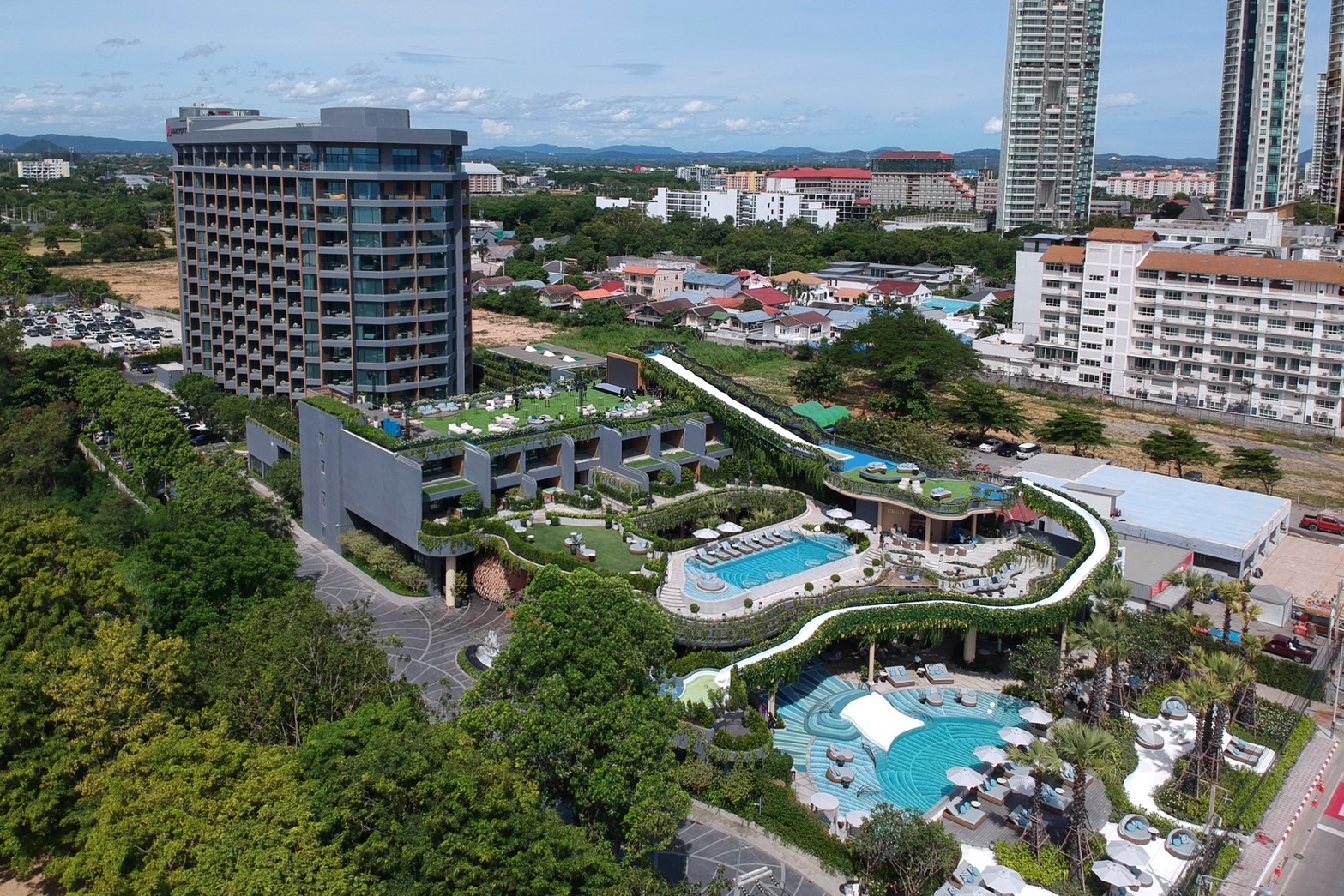 AWC and Marriott International Unveil “Pattaya Marriott Resort and Spa”