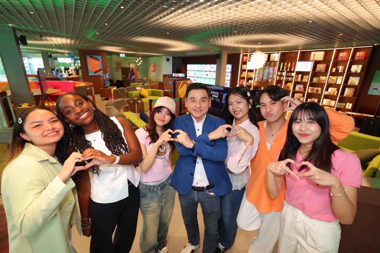 AIS Launches “AIS SIAM” – A New Landmark in the Heart of Siam Square ...